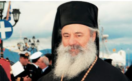 ΣΤΟ ΣΚΑΜΝΙ ΓΙΑ ΑΠΙΣΤΙΑ ΜΗΤΡΟΠΟΛΙΤΗΣ ΚΑΙ ΗΓΟΥΜΕΝΗ... | TASTV.gr | Τα νέα ...