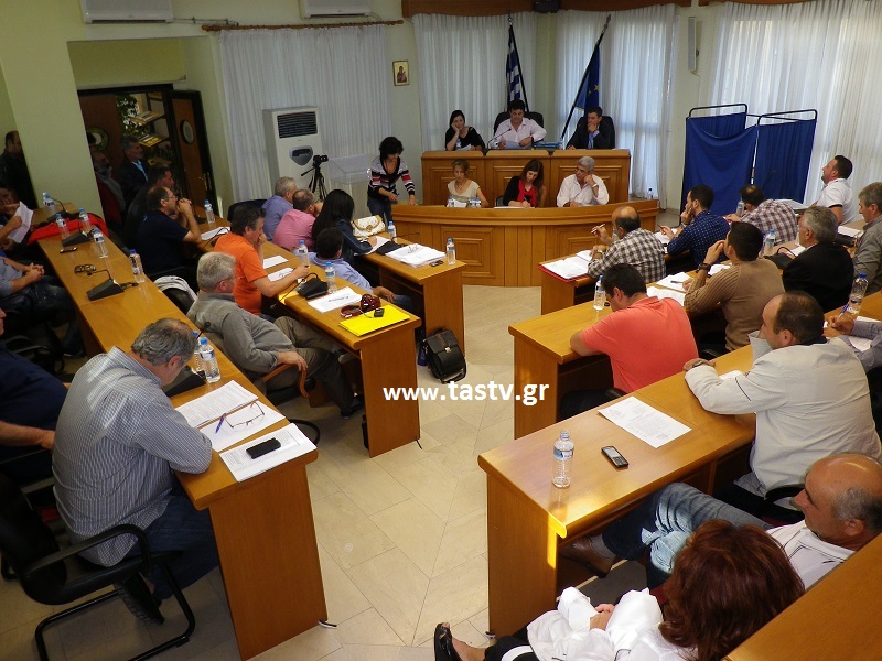 ΔΗΜΟΤΙΚΟ ΣΥΜΒΟΥΛΙΟ ΑΛΜΩΠΙΑΣ: ΟΙ ΠΡΩΤΕΣ ΚΟΝΤΡΕΣ ΓΙΑ ΤΑ ΛΟΥΤΡΑ (VIDEO ...