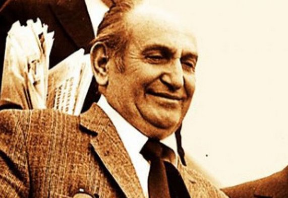 «ΕΙΜΑΙ ΚΑΛΑ» / ΤΟ ΜΕΓΑΛΥΤΕΡΟ «ΨΕΜΑ» ΤΟΥ ΜΕΝΕΛΑΟΥ ΛΟΥΝΤΕΜΗ ΠΟΥ ΓΡΑΦΕΙ ...