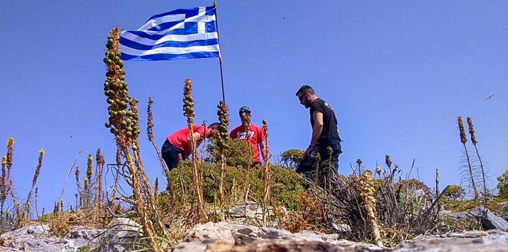 ΠΟΙΟΣ ΧΑΡΑΚΤΗΡΙΖΕΙ "ΠΑΤΡΙΩΤΕΣ ΤΟΥ FACEBOOK ΚΑΙ ΤΗΣ ΠΟΡΔΗΣ" ΤΑ ΠΑΛΗΚΑΡΙΑ ...