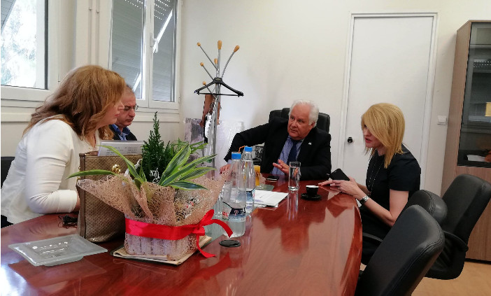 Θ ΤΖΑΚΡΗ : ΝΕΑ ΣΥΝΑΝΤΗΣΗ ΜΕ ΤΟΝ ΔΙΕΥΘΥΝΟΝΤΑ ΣΥΜΒΟΥΛΟ ΤΗΣ ΓΑΙΟΣΕ | TASTV ...