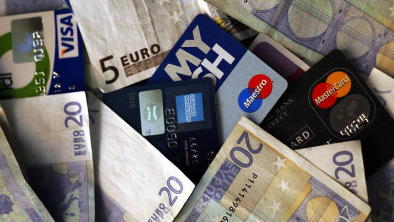 ΑΦΟΡΟΛΟΓΗΤΟ: ΠΟΙΟΙ ΚΙΝΔΥΝΕΥΟΥΝ ΜΕ ΧΑΡΑΤΣΙ 22% - ΠΩΣ ΝΑ ΓΛΙΤΩΣΕΤΕ ΤΟΝ ...