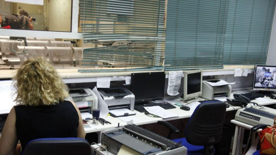 ΔΙΟΡΙΑ ΕΠΤΑ ΗΜΕΡΩΝ ΕΧΟΥΝ ΟΙ ΔΗΜΟΣΙΟΙ ΥΠΑΛΛΗΛΟΙ ΓΙΑ ΝΑ ΠΑΡΟΥΝ ΠΙΣΩ ΤΑ ...