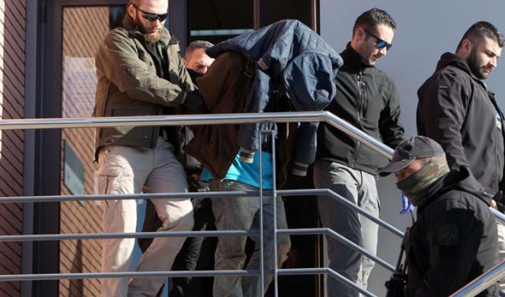 ΙΣΟΒΙΑ ΣΕ ΕΔΕΣΣΑΙΟ 48ΧΡΟΝΟ ΔΡΑΣΤΗ ΓΙΑ ΤΗΝ ΑΓΡΙΑ ΔΟΛΟΦΟΝΙΑ 71ΧΡΟΝΟΥ ...