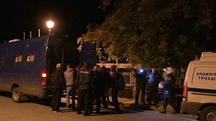 ΜΥΤΙΛΗΝΗ: ΣΥΛΛΗΨΕΙΣ ΜΕΤΑΝΑΣΤΩΝ ΓΙΑ ΑΠΟΠΕΙΡΑ ΑΝΘΡΩΠΟΚΤΟΝΙΑΣ ΚΑΙ ΛΗΣΤΕΙΑ ...