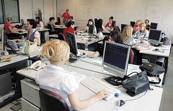 «ΑΛΑΛΟΥΜ» ΜΕ ΤΟ «ΞΕΠΑΓΩΜΑ» ΜΙΣΘΩΝ ΣΤΟ ΔΗΜΟΣΙΟ -ΠΟΙΟΙ ΧΑΝΟΥΝ, ΠΟΙΟΙ ...