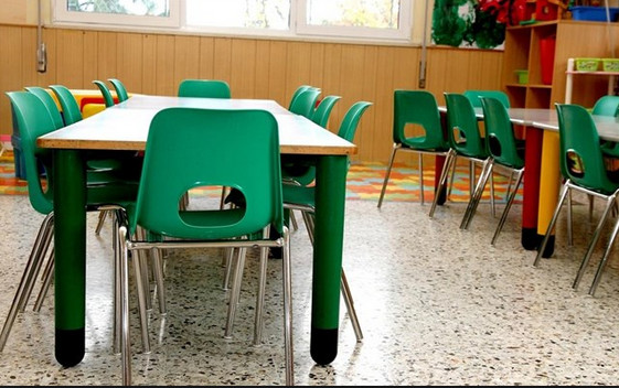 ΜΕΙΩΝΕΤΑΙ Ο ΑΡΙΘΜΟΣ ΤΩΝ ΜΑΘΗΤΩΝ ΑΝΑ ΤΑΞΗ ΣΕ ΝΗΠΙΑΓΩΓΕΙΑ ΚΑΙ Α ...