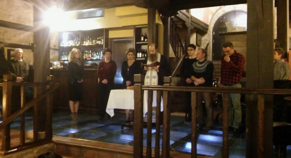 ΕΚΟΨΕ ΤΗΝ ΒΑΣΙΛΟΠΙΤΑ Ο ΣΥΛΛΟΓΟΣ «ΒΑΡΟΣΙ» ΕΔΕΣΣΑΣ | TASTV.gr | Τα νέα ...
