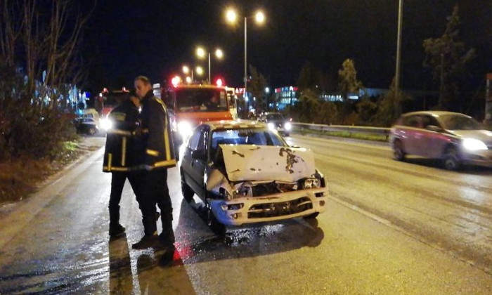 ΚΑΡΑΜΠΟΛΑ ΤΡΙΩΝ ΟΧΗΜΑΤΩΝ ΜΕ ΔΥΟ ΤΡΑΥΜΑΤΙΕΣ- ΠΡΟΒΛΗΜΑΤΑ ΣΤΗΝ ΚΥΚΛΟΦΟΡΙΑ ...