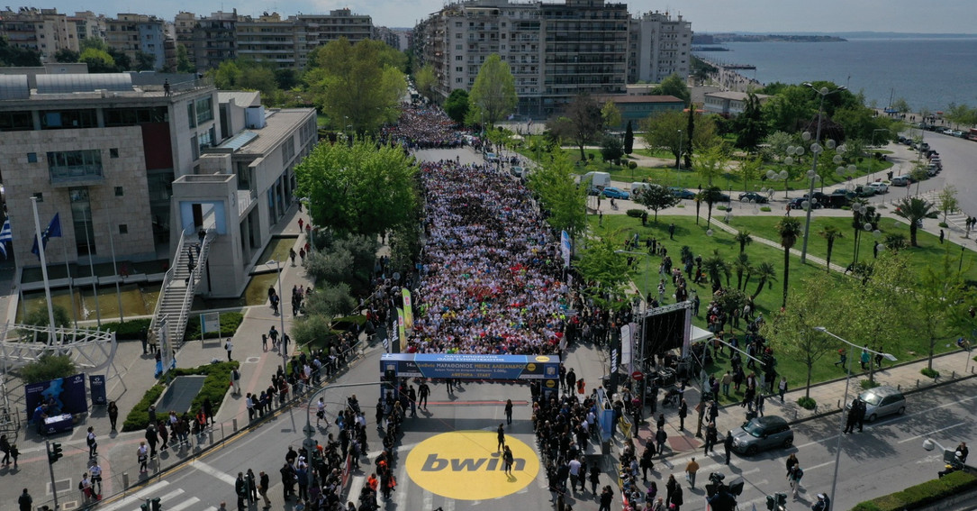 20.000 ΑΝΘΡΩΠΟΙ ΕΖΗΣΑΝ ΜΙΑ ΜΟΝΑΔΙΚΗ ΓΙΟΡΤΗ ΣΤΟΝ 14ο ΔΙΕΘΝΗ ΜΑΡΑΘΩΝΙΟ ...