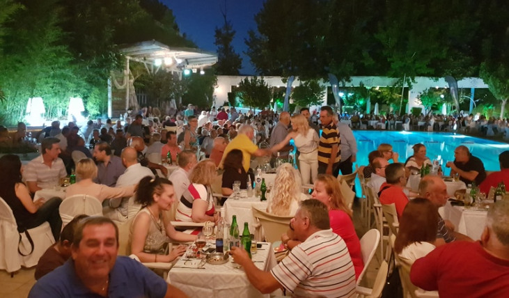 ΤΑ ΓΙΑΝΝΙΤΣΑ ΕΣΤΕΙΛΑΝ ΜΗΝΥΜΑ « ΠΡΩΤΑ Η ΠΕΛΛΑ- ΠΡΩΤΗ Η ΤΖΑΚΡΗ» | TASTV ...