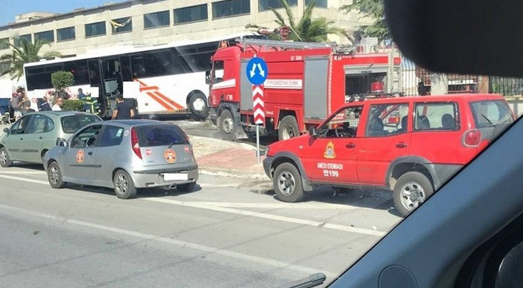 ΒΙΝΤΕΟ ΑΠΟ ΤΟ ΤΡΟΧΑΙΟ ΑΤΥΧΗΜΑ ΜΕ ΛΕΩΦΟΡΕΙΟ ΤΟ ΚΤΕΛ - ΤΡΑΥΜΑΤΙΣΘΗΚΑΝ 12 ...
