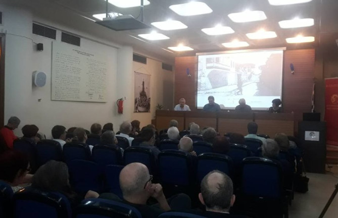 ΣΤΗ ΘΕΣΣΑΛΟΝΙΚΗ: ΠΑΡΟΥΣΙΑΣΗ ΤΟΥ ΒΙΒΛΙΟΥ «ΜΕ ΤΑ ΜΑΤΙΑ ΤΩΝ ΞΕΝΩΝ ...