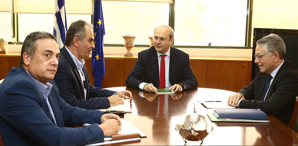 ΓΕΝΟΠ: ΤΟ ΠΑΝΙΣΧΥΡΟ ΚΑΠΟΤΕ ΣΥΝΔΙΚΑΤΟ ΔΕΝ ΕΧΕΙ ΠΙΑ ΡΕΥΜΑ | | TASTV.gr ...