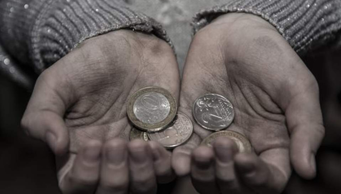 ΔΙΑΛΥΘΗΚΕ Η ΜΕΣΑΙΑ ΤΑΞΗ - ΧΑΜΗΛΟΙ ΜΙΣΘΟΙ ΚΑΙ ΦΟΡΟΛΟΓΙΚΗ ΑΦΑΙΜΑΞΗ ...