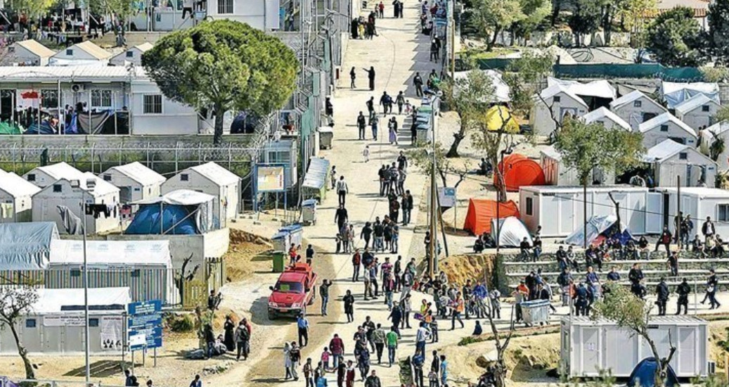 ΈΝΟΠΛΕΣ ΔΥΝΑΜΕΙΣ ΚΑΙ ΑΣΤΥΝΟΜΙΑ ΣΗΚΩΝΟΥΝ ΤΟ ΒΑΡΟΣ ΤΟΥ ΜΕΤΑΝΑΣΤΕΥΤΙΚΟΥ ...