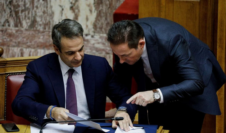 ΤΗΝ ΠΑΡΑΙΤΗΣΗ ΠΕΤΣΑ ΖΗΤΑ Ο ΣΥΡΙΖΑ ΜΕΤΑ ΤΟ ΣΚΑΝΔΑΛΟ ΤΩΝ 20 ΕΚΑΤ. ΠΡΟΣ ΤΑ ...