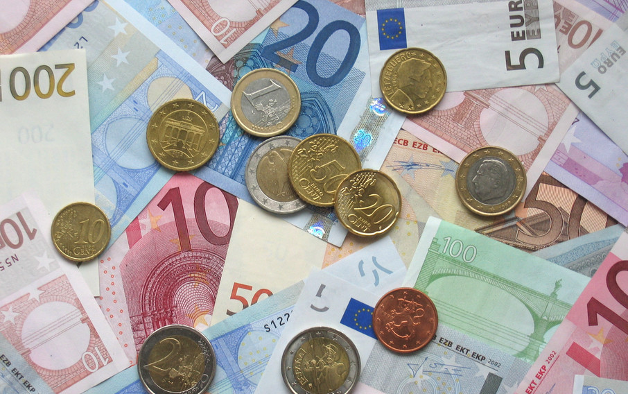 ΤΙ ΣΥΜΒΑΙΝΕΙ ΜΕ ΤΙΣ ΑΥΞΗΣΕΙΣ ΣΥΝΤΑΞΕΩΝ – ΤΙ ΓΙΝΕΤΑΙ ΜΕ ΤΟ ΕΠΙΔΟΜΑ ΤΩΝ ...