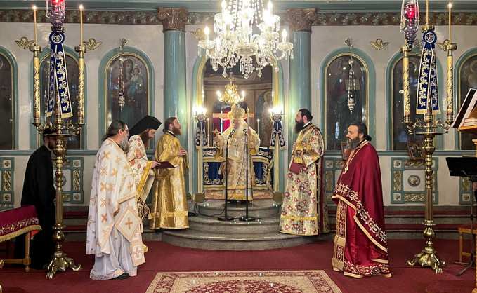 ΑΡΧΙΕΡΑΤΙΚΗ Θ. ΛΕΙΤΟΥΡΓΙΑ ΤΩΝ ΧΡΙΣΤΟΥΓΕΝΝΩΝ ΣΤΑ ΓΙΑΝΝΙΤΣΑ [ΒΙΝΤΕΟ ...