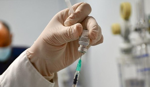 ΑΝΟΙΞΕ Η ΠΛΑΤΦΟΡΜΑ ΡΑΝΤΕΒΟΥ ΓΙΑ ΕΜΒΟΛΙΑΣΜΟ ΤΩΝ 60-64 ΕΤΩΝ ΚΑΤΑ ΤΟΥ ...