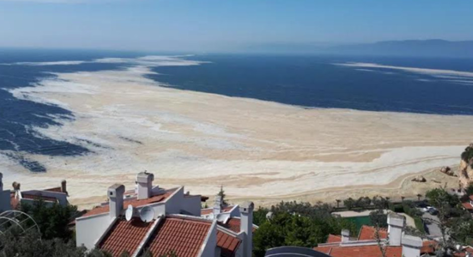 ΤΟΥΡΚΙΑ: ΓΕΜΙΣΕ ΒΛΕΝΝΑ Η ΘΑΛΑΣΣΑ ΤΟΥ ΜΑΡΜΑΡΑ - ΦΟΒΟΙ ΓΙΑ ΞΕΣΠΑΣΜΑ ...