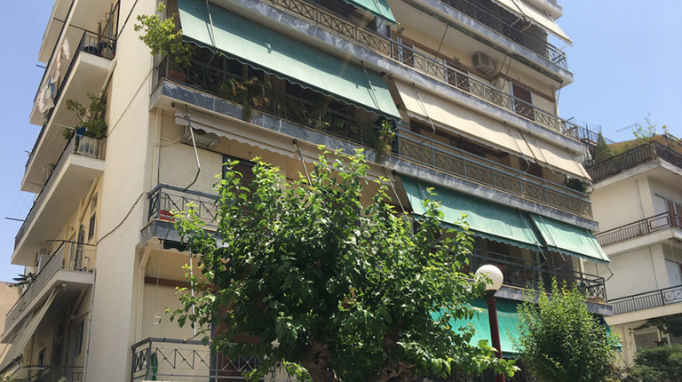 40ΧΡΟΝΟΣ ΑΛΒΑΝΟΣ ΕΣΦΑΞΕ ΤΗΝ ΓΥΝΑΙΚΑ ΤΟΥ ΚΑΙ ΠΑΡΑΔΟΘΗΚΕ | TASTV.gr | Τα ...