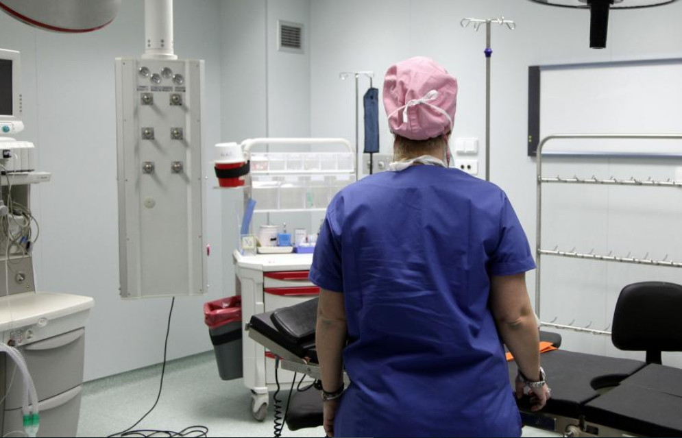 ΜΕΙΩΝΟΝΤΑΙ ΤΑ ΤΑΚΤΙΚΑ ΧΕΙΡΟΥΡΓΕΙΑ ΣΤΑ ΝΟΣΟΚΟΜΕΙΑ | TASTV.gr | Τα νέα ...