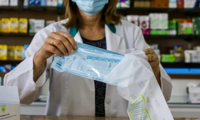 ΜΟΝΙΜΑ ΔΩΡΕΑΝ SELF TEST ΣΤΟΥΣ ΕΜΒΟΛΙΑΣΜΕΝΟΥΣ ; | TASTV.gr | Τα νέα της ...