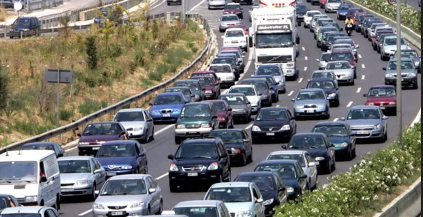ΤΙ ΣΗΜΑΙΝΟΥΝ ΤΑ ΓΡΑΜΜΑΤΑ ΤΩΝ ΠΙΝΑΚΙΔΩΝ ΚΥΚΛΟΦΟΡΙΑΣ; | TASTV.gr | Τα νέα ...