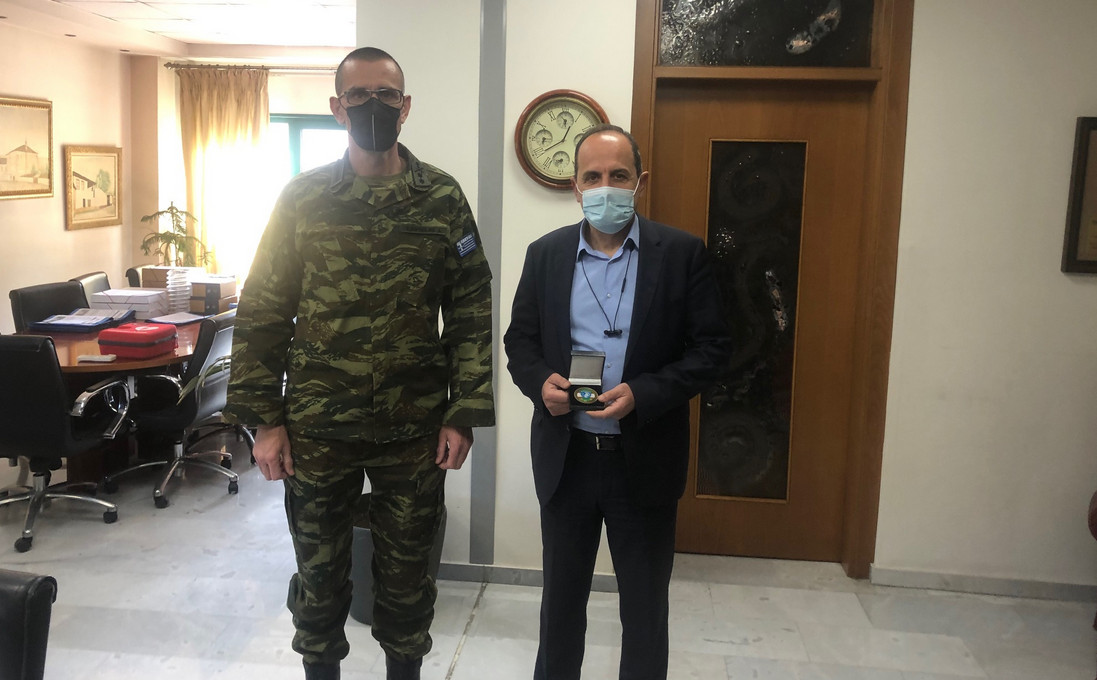 ΕΠΙΣΚΕΨΗ ΔΙΟΙΚΗΤΗ ΙΙ ΜΕΡΑΡΧΙΑΣ ΣΤΟ ΔΗΜΑΡΧΟ ΠΕΛΛΑΣ | TASTV.gr | Τα νέα ...