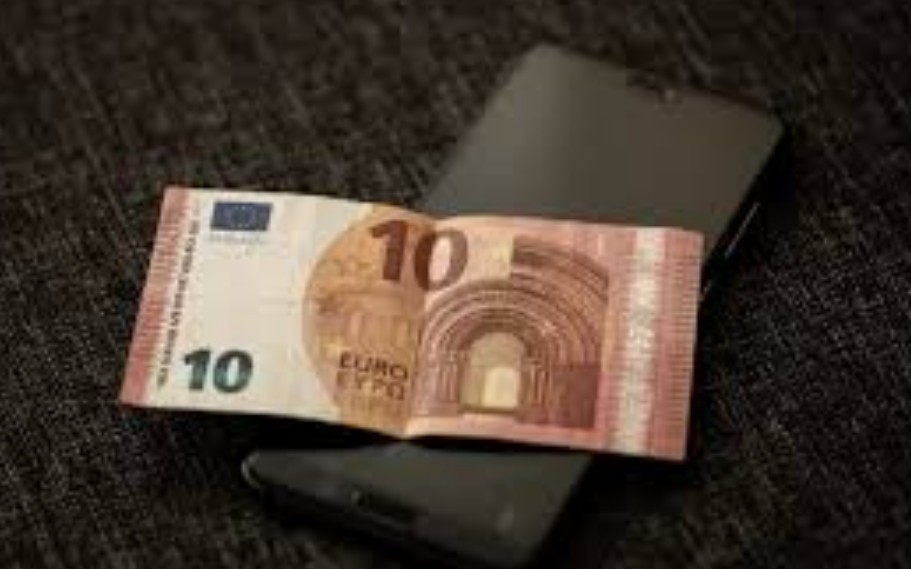 ΓΙΑΝΝΙΤΣΑ : ΕΥΧΕΣ ΚΑΙ 10€ ΔΩΡΟΕΠΙΤΑΓΗ ΑΠΟ ΤΗΝ ΕΝΩΣΗ ΣΥΝΤΑΞΙΟΥΧΩΝ ΙΚΑ ...