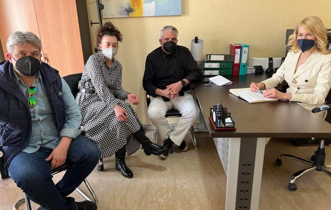 ΣΥΝΑΝΤΗΣΗ ΘΕΟΔΩΡΑΣ ΤΖΑΚΡΗ ΜΕ ΤΟ ΣΩΜΑΤΕΙΟ ΕΠΑΓΓΕΛΜΑΤΙΩΝ ΕΣΤΙΑΣΗΣ ...