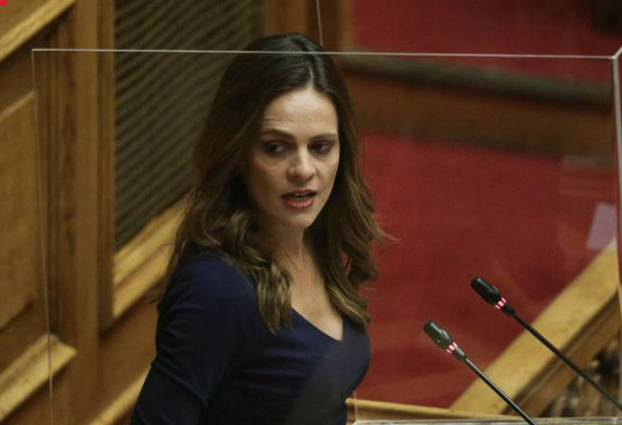 ΑΧΤΣΙΟΓΛΟΥ: ΚΥΒΕΡΝΗΣΗ-ΧΟΡΗΓΟΣ ΧΡΥΣΩΝ ΜΠΟΝΟΥΣ ΑΠΟ ΤΗ ΔΕΗ ΩΣ ΤΙΣ ΤΡΑΠΕΖΕΣ ...