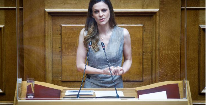 ΈΦΗ ΑΧΤΣΙΟΓΛΟΥ: ΠΡΟΚΛΗΤΙΚΟΙ ΠΑΝΗΓΥΡΙΣΜΟΙ ΚΑΙ ΔΙΑΣΤΡΕΒΛΩΣΗ ΤΗΣ ΑΛΗΘΕΙΑΣ ...