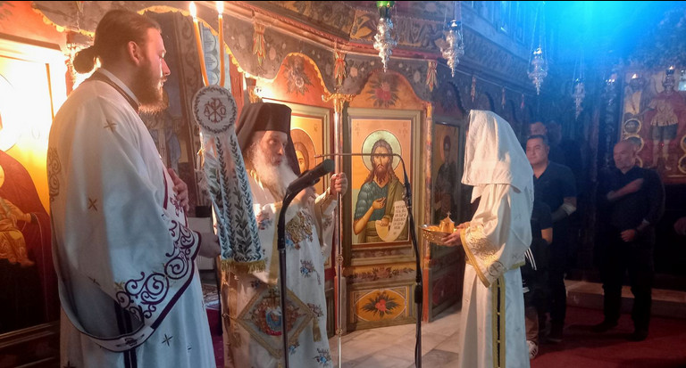 ΧΕΙΡΟΤΟΝΙΑ ΔΙΑΚΟΝΟΥ ΣΤΗΝ Ι.Μ. ΑΡΧΑΓΓΕΛΟΥ ΑΛΜΩΠΙΑΣ | TASTV.gr | Τα νέα ...