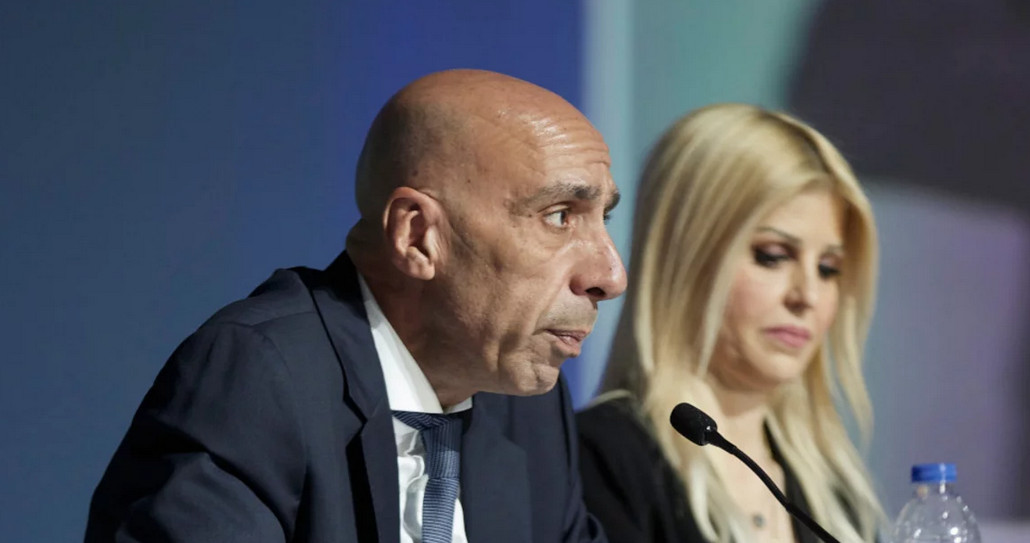 ΈΡΩΤΑΣ ΣΤΗ ΝΔ: ΖΕΥΓΑΡΙ Ο ΓΙΑΝΝΗΣ ΜΠΡΑΤΑΚΟΣ ΜΕ ΤΗΝ ΕΛΕΝΑ ΡΑΠΤΗ | TASTV ...