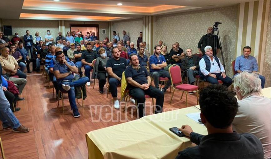 ΟΙ ΡΟΔΑΚΙΝΟΠΑΡΑΓΩΓΟΙ ΖΕΣΤΑΙΝΟΥΝ ΤΑ ΤΡΑΚΤΕΡ ΓΙΑ ΤΗΝ AGROTIKA 2022 ME ...