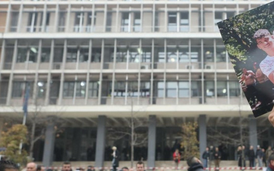 ΑΠΟΠΕΙΡΑ ΑΥΤΟΚΤΟΝΙΑΣ ΕΚΑΝΕ Η ΓΥΝΑΙΚΑ ΤΟΥ 16ΧΡΟΝΟΥ Κ. ΦΡΑΓΚΟΥΛΗ ΠΟΥ ΤΟΝ ...