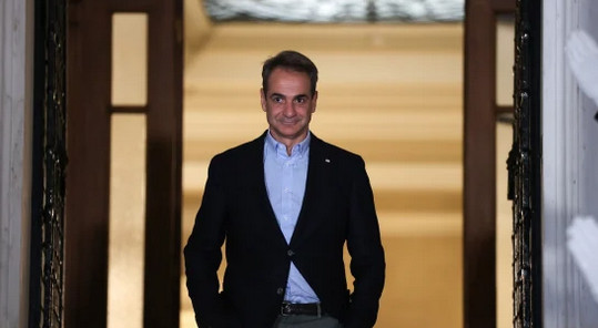 «ΚΡΥΒΕΤΑΙ» Ο ΜΗΤΣΟΤΑΚΗΣ: ΔΕΝ ΘΕΛΕΙ ΝΤΙΜΠΕΙΤ ΜΕ ΤΣΙΠΡΑ | TASTV.gr | Τα ...
