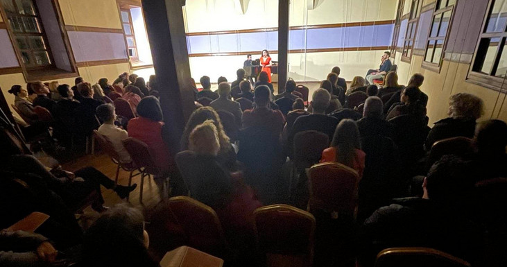 ΕΔΕΣΣΑ: ΈΝΑ ΤΡΙΉΜΕΡΟ ΓΕΜΆΤΟ ΛΥΡΙΚΈΣ -ΚΑΙ ΌΧΙ ΜΌΝΟ- ΜΕΛΩΔΊΕΣ, ΈΚΑΝΕ ΤΟ ...