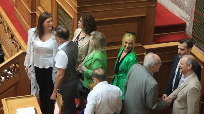ΒΟΥΛΗ : "ΕΠΕΙΣΟΔΙΑ" ΜΕ ΤΗ ΖΩΗ ΚΩΝΣΤΑΝΤΟΠΟΥΛΟΥ - "ΑΡΧΙΣΑΜΕ..." ΤΗΣ ...