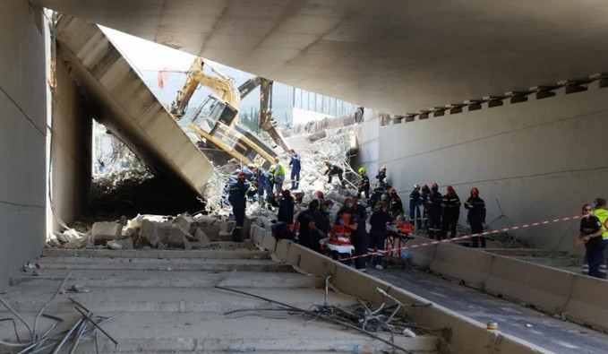 ΕΝΑΣ ΝΕΚΡΟΣ ΜΕΤΑ ΑΠΟ ΚΑΤΕΡΡΕΥΣΗ ΓΕΦΥΡΑΣ ΣΤΗΝ ΠΑΤΡΑ -ΠΛΗΡΟΦΟΡΙΕΣ ΓΙΑ ...