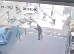 ΒΙΝΤΕΟ-ΝΤΟΚΟΥΜΕΝΤΟ: Η ΣΤΙΓΜΗ ΠΟΥ Ο ΑΣΤΥΝΟΜΙΚΟΣ ΠΥΡΟΒΟΛΕΙ ΤΟΝ ΛΗΣΤΗ ΜΕ ...