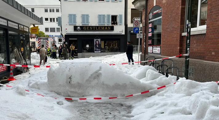 ΑΠΙΣΤΕΥΤΟ ! ΑΥΓΟΥΣΤΟΣ ΚΑΙ ΤΟ REUTLINGEN ΓΕΡΜΑΝΙΑΣ ΝΤΥΘΗΚΕ ΣΤΑ ΛΕΥΚΑ ...