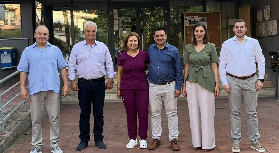 ΚΟΙΝΩΝΙΑ ΣΕ ΚΙΝΗΣΗ : ΠΑΡΟΥΣΙΑΣΗ ΔΗΜΟΤΙΚΩΝ ΣΥΜΒΟΥΛΩΝ | TASTV.gr | Τα νέα ...