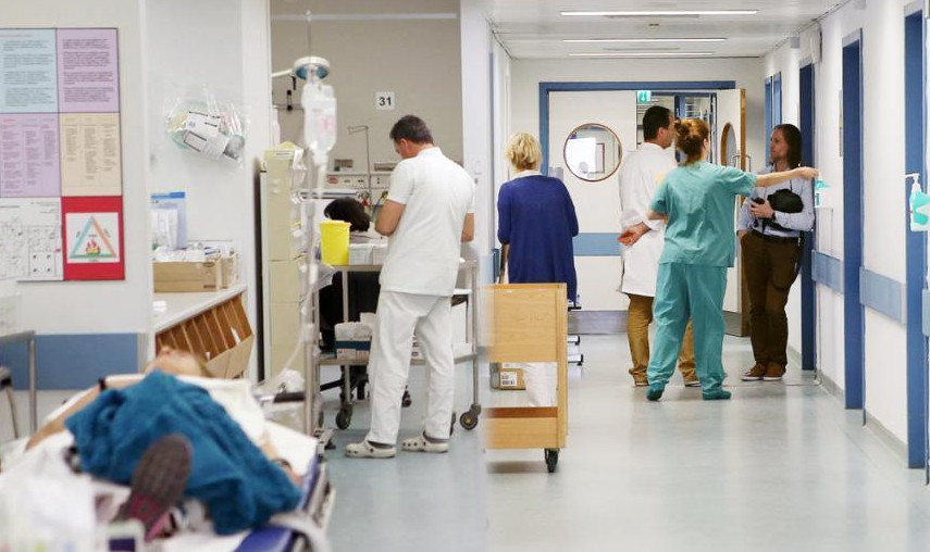 ΑΛΑΛΟΥΜ ΣΤΑ ΝΟΣΟΚΟΜΕΙΑ ΓΙΑ ΤΟ ΠΟΙΟΣ ΘΑ ΠΑΡΑΛΑΜΒΑΝΕΙ ΤΑ ΕΚΤΑΚΤΑ ...