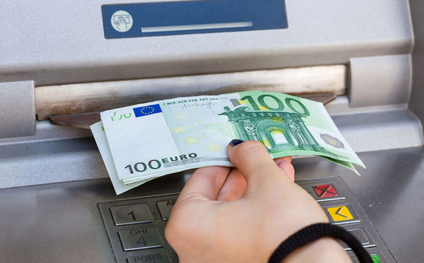 ΆΝΕΡΓΟΙ: ΠΟΤΕ ΘΑ ΠΑΡΟΥΝ ΔΩΡΟ ΧΡΙΣΤΟΥΓΕΝΝΩΝ & ΕΠΙΔΟΜΑ -ΤΙ ΠΟΣΟ ΘΑ ΜΠΕΙ ...