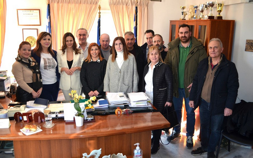 ΑΧΤΣΙΟΓΛΟΥ ΕΦΗ - ΙΓΝΑΤΙΑΔΟΥ ΚΑΤΕΡΙΝΑ : ΣΕ ΕΓΚΑΡΔΙΟ ΚΛΙΜΑ Η ΣΥΝΑΝΤΗΣΗ ...