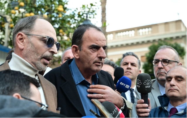 ΑΝΙΚΑΝΟΠΟΙΗΤΟΙ ΟΙ ΑΓΡΟΤΕΣ ΑΠΌ ΤΙΣ ΥΠΟΣΧΕΣΕΙΣ ΤΟΥ ΜΗΤΣΟΤΑΚΗ-ΕΠΙΣΤΡΕΦΟΥΝ ...