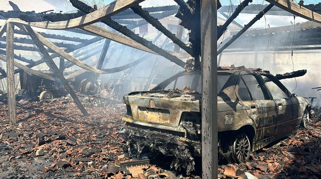 ΨΗΣΤΑΡΙΑ ΗΤΑΝ Η ΑΙΤΙΑ ΝΑ ΚΑΕΙ ΣΠΙΤΙ – ΒΙΝΤΕΟ - ΦΩΤΟ | TASTV.gr | Τα νέα ...